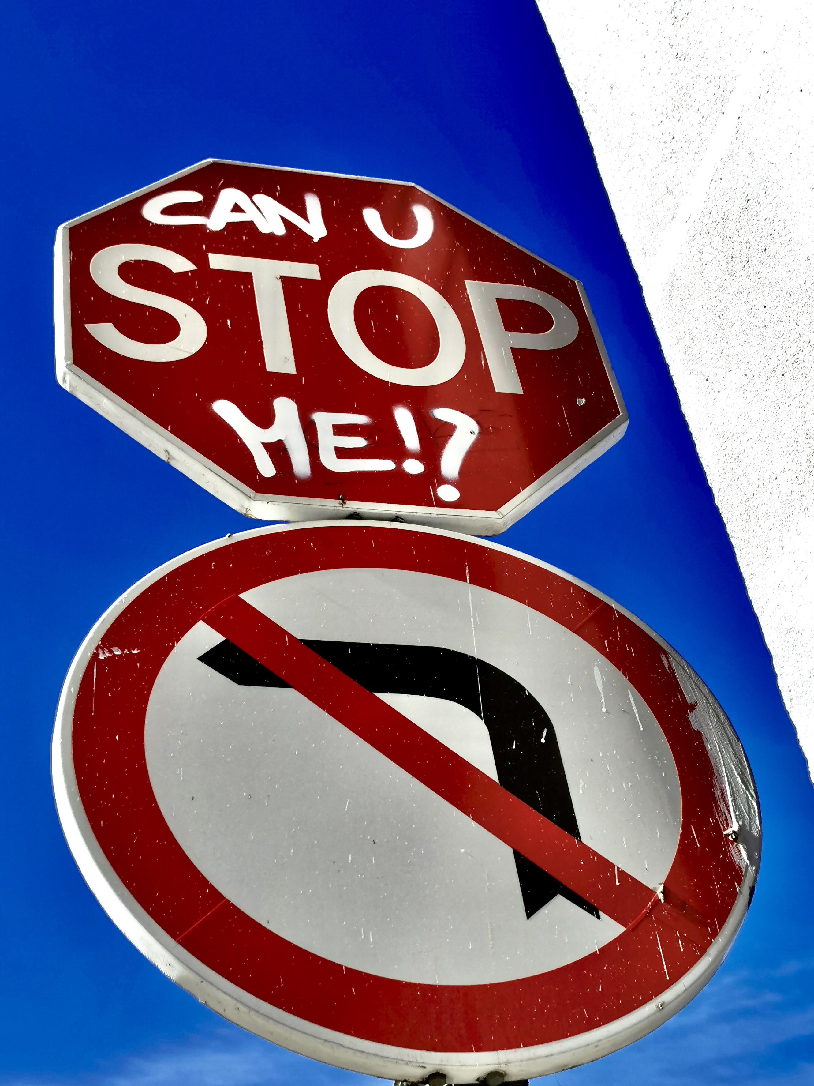 Can U spot me? | CM Almada